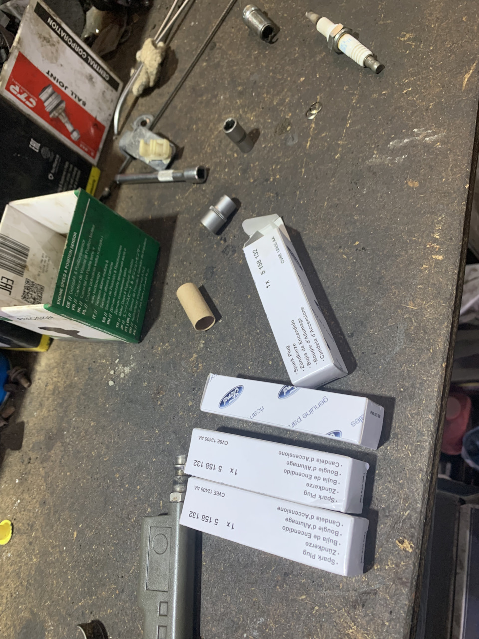 5158132 Свеча зажигания / 2,0/2,3/2,5 Duratec/Dohc 07~ Ford | Запчасти ...