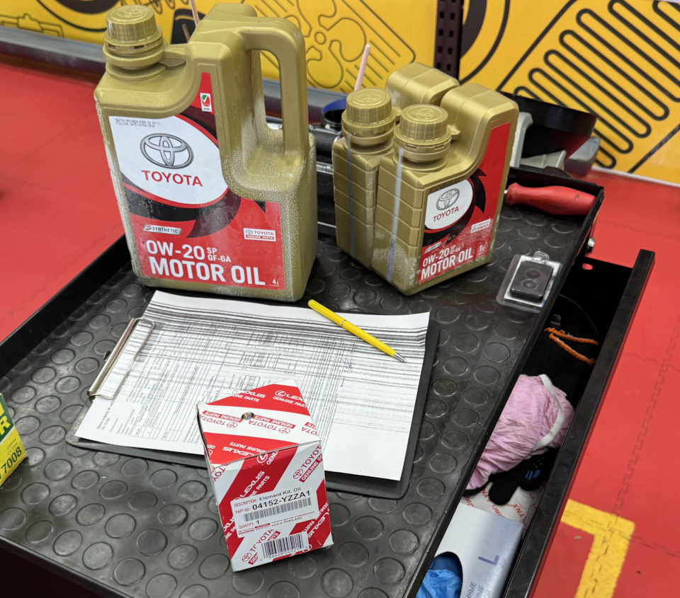 30.Замена масла No.10 — Lexus IS III, 2 л, 2015 года | плановое ТО | DRIVE2