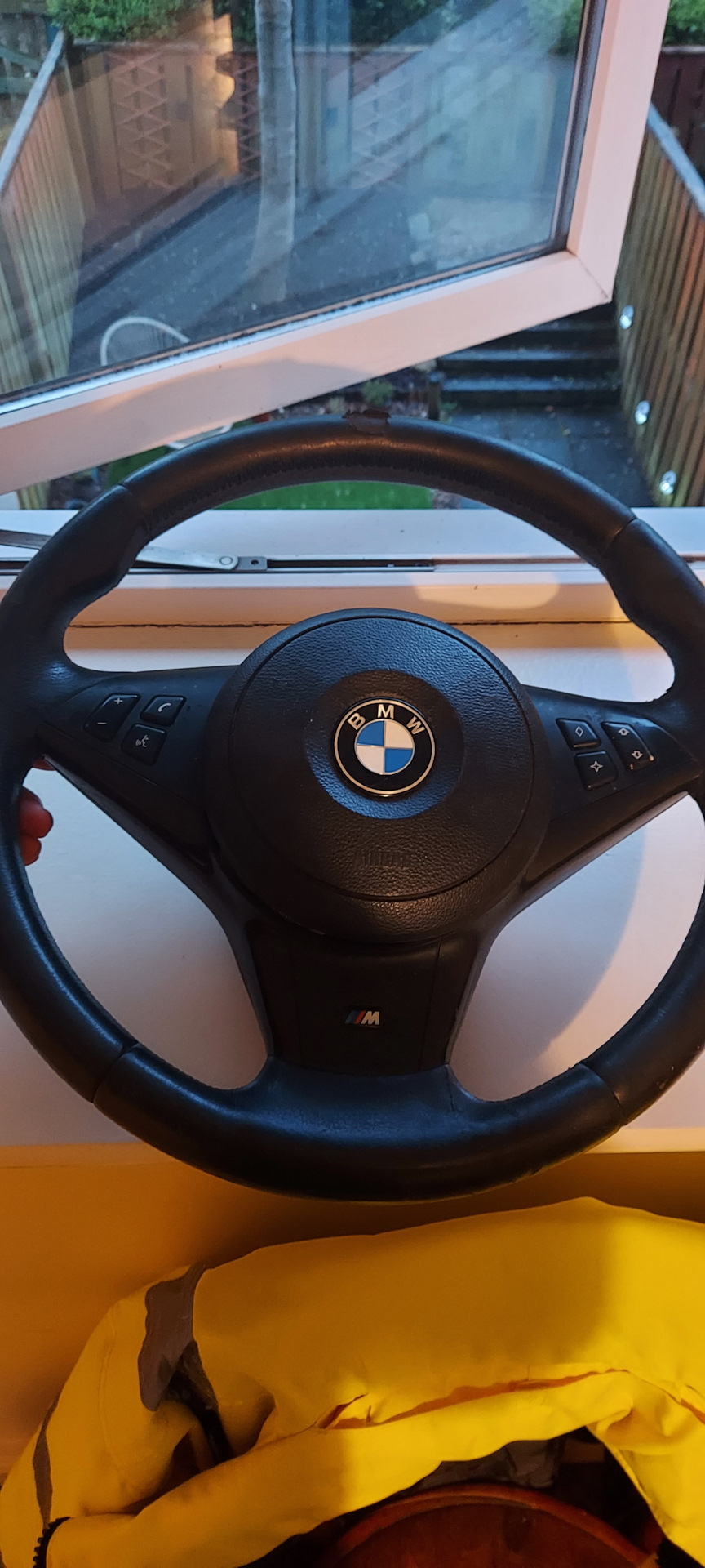 Дооснащение М руль 😎 — BMW 5 series (E60), 2,5 л, 2005 года ...
