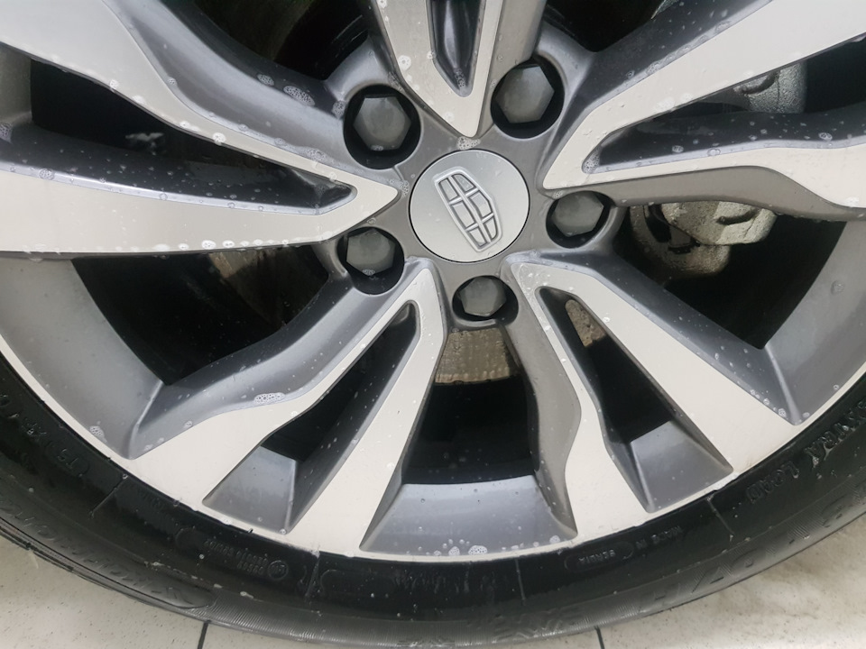 Металлические вкрапления на кузове. Как избавится. Совет от Geely-club ...