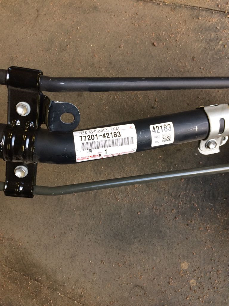 7720142183 Заливная горловина TOYOTA LEXUS | Запчасти на DRIVE2