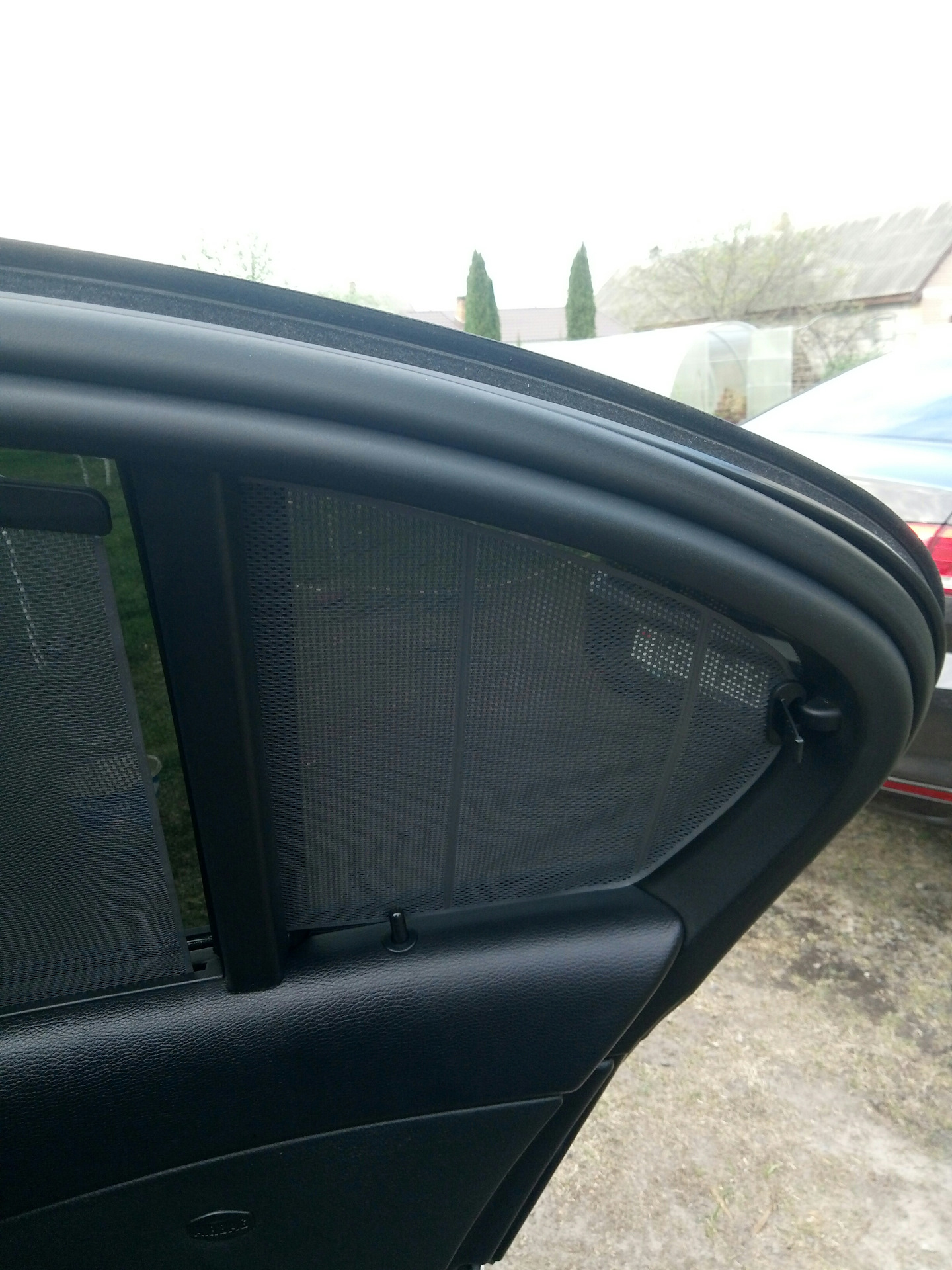 Дооснащение солнцезащитными шторками дверей — BMW 5 series (E60), 3 л ...