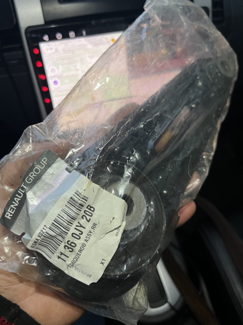 11360JY20B Тяга реактивная ниж RENAULT | Запчасти на DRIVE2