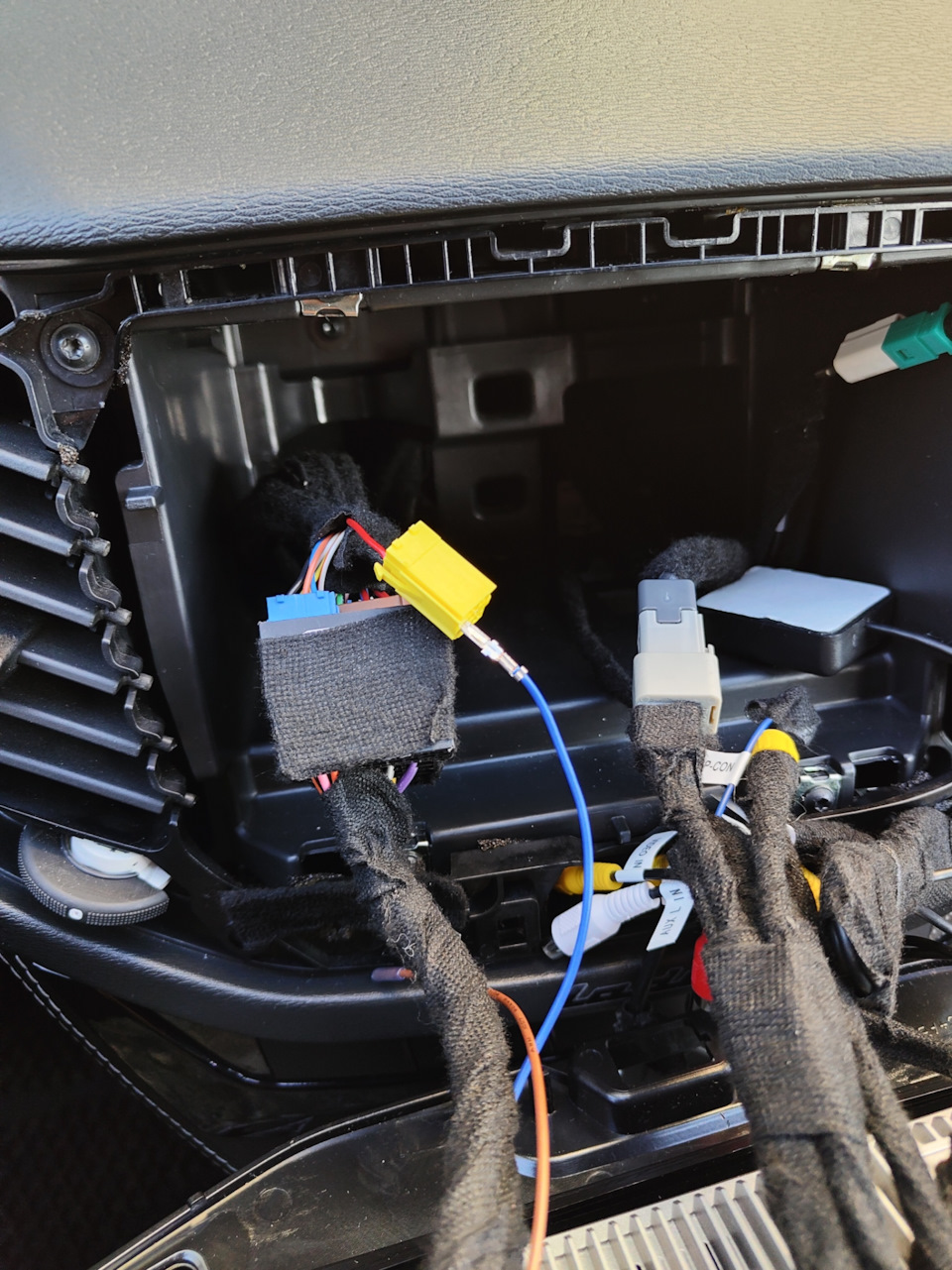 Новая магнитола TOPWAY TS18, 4/64 — Lada Vesta SW Cross (1G), 1,6 л ...