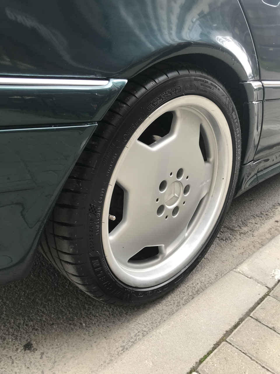 Амортизаторы KYB — Nissan Tiida (1G), 1,6 л, 2008 года | запчасти | DRIVE2