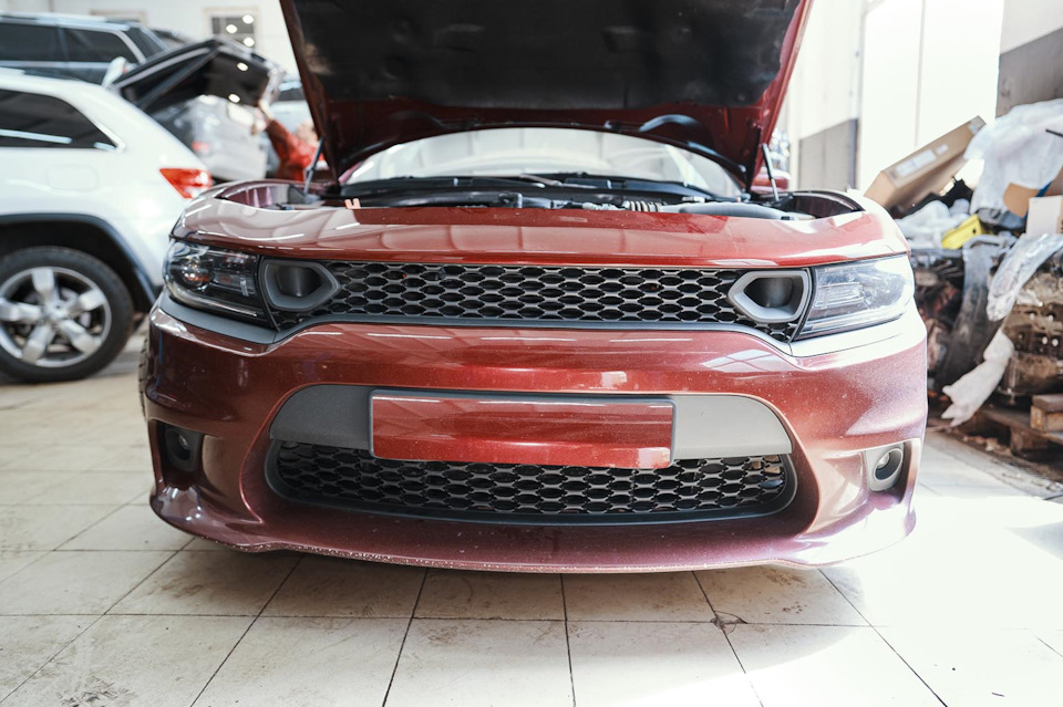 Передняя камера Додж Чарджер SRT8 — Mopar plus на DRIVE2