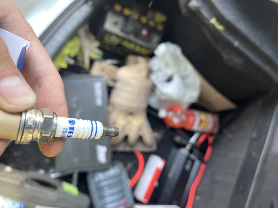 Какое же г**но. Отзыв о свечах зажигания Tesline tl11 — Lada Приора ...