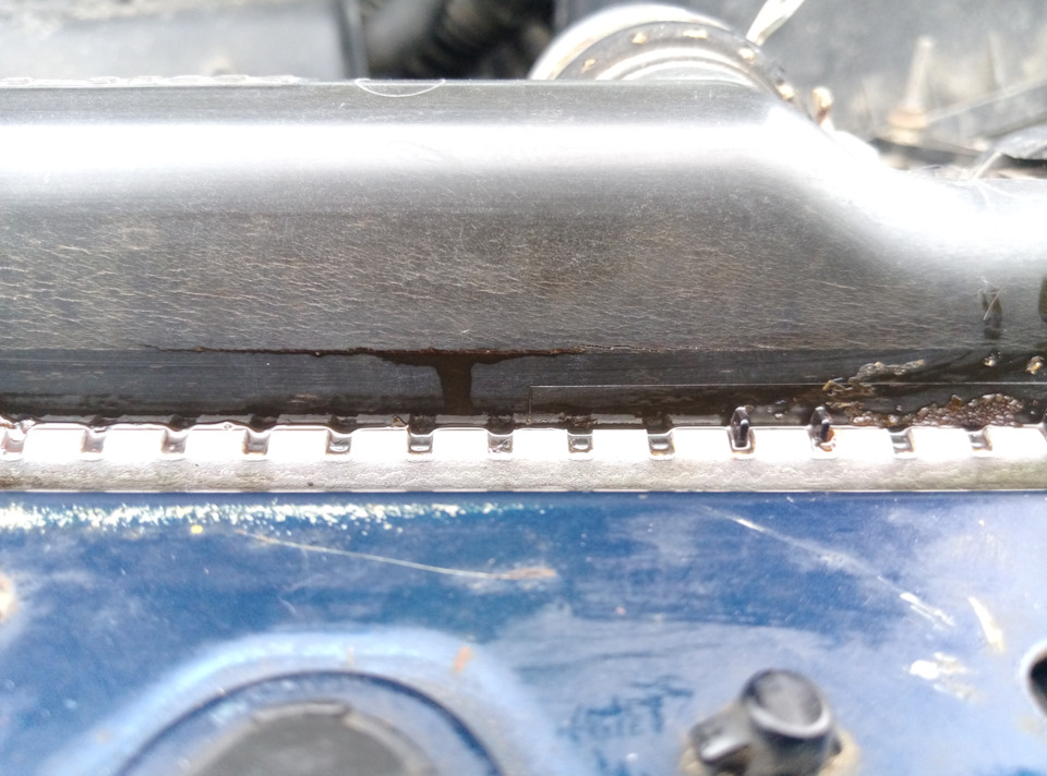 Замена радиатора — Toyota Highlander (XU20), 2,4 л, 2004 года | своими ...