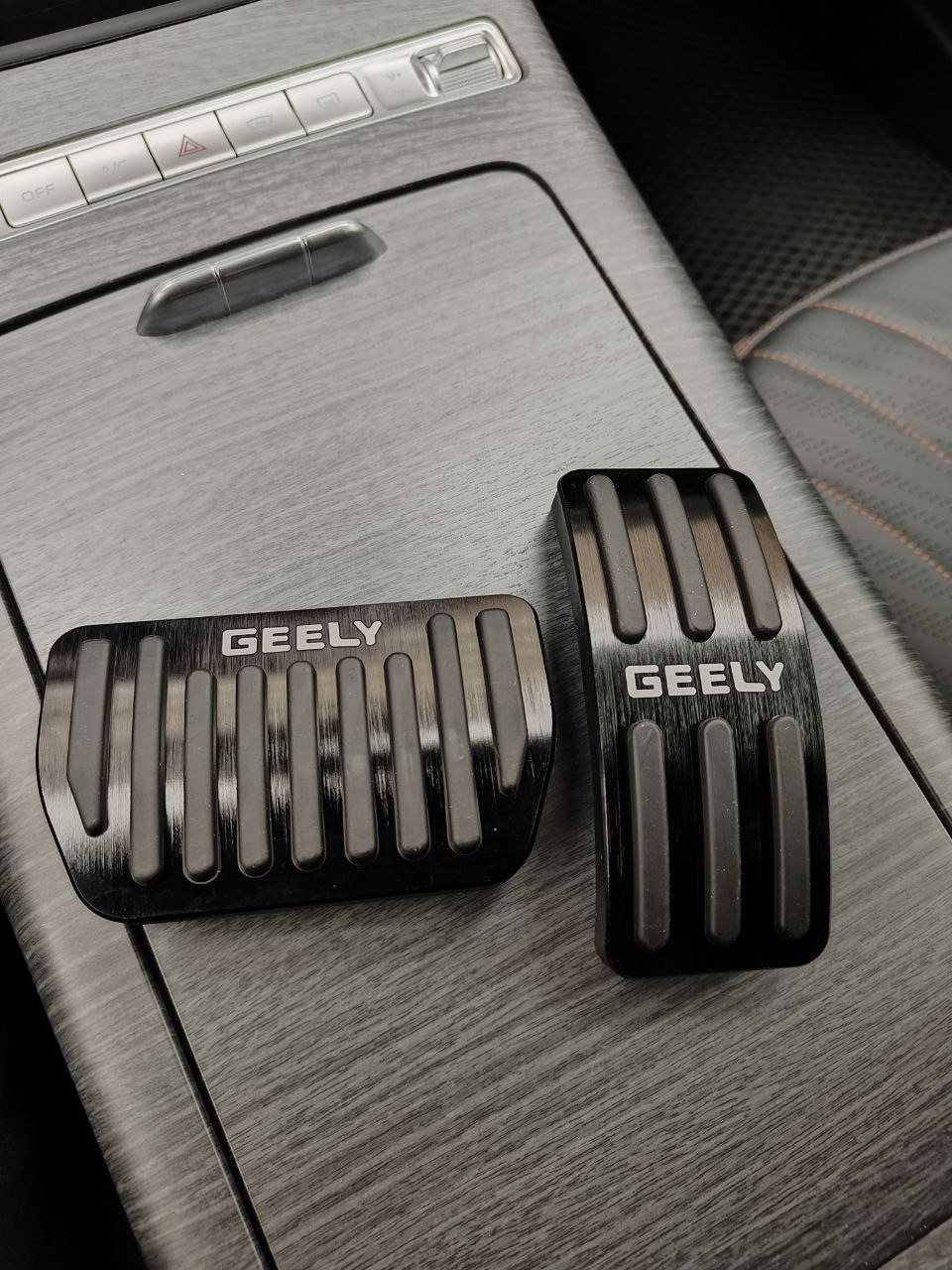 🔮Разная мелочёвка №4. Накладки на педали — Geely Preface, 2 л, 2024 ...