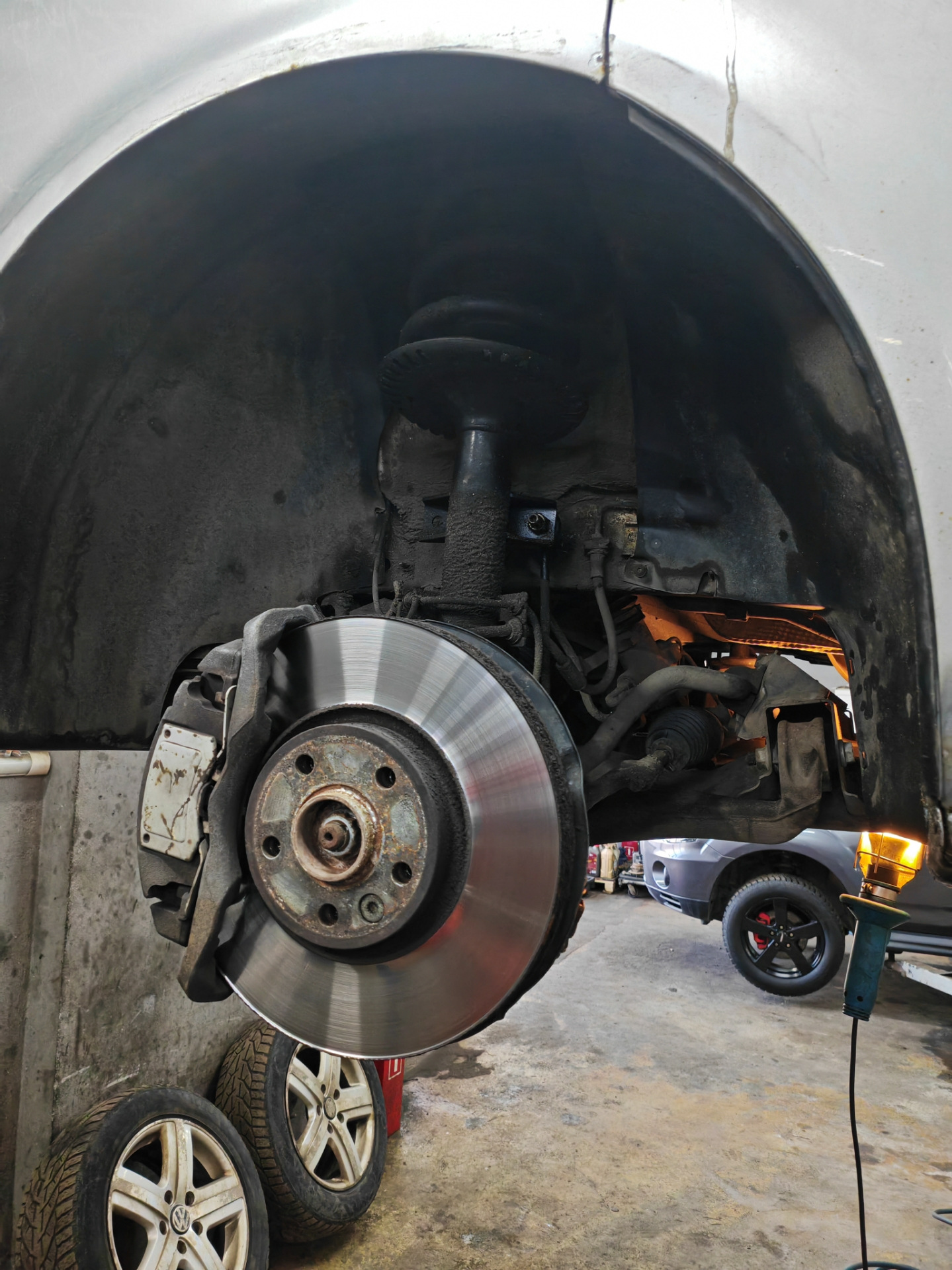 Замена рулевой рейки — Volkswagen Multivan (T5), 3,2 л, 2005 года ...