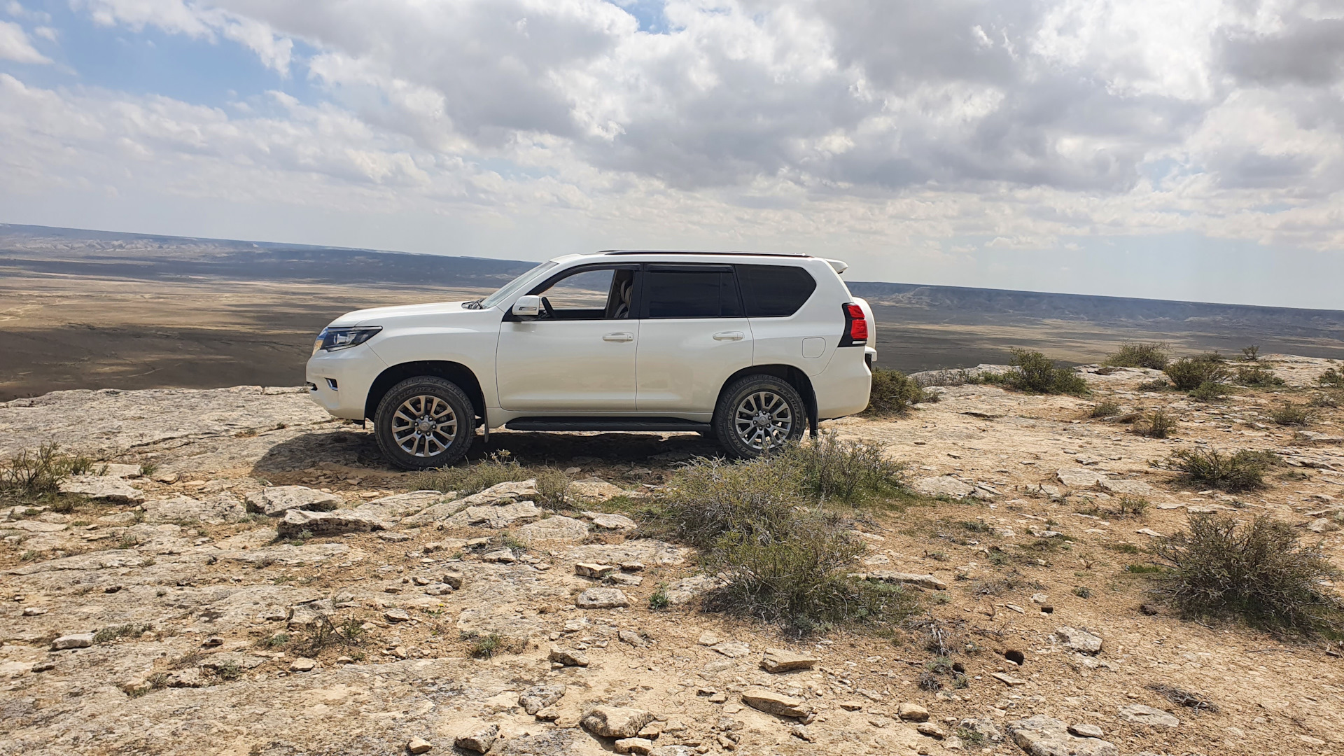 29.08.2025 — Toyota Land Cruiser Prado 150-series, 4 л, 2020 года | продажа машины | DRIVE2