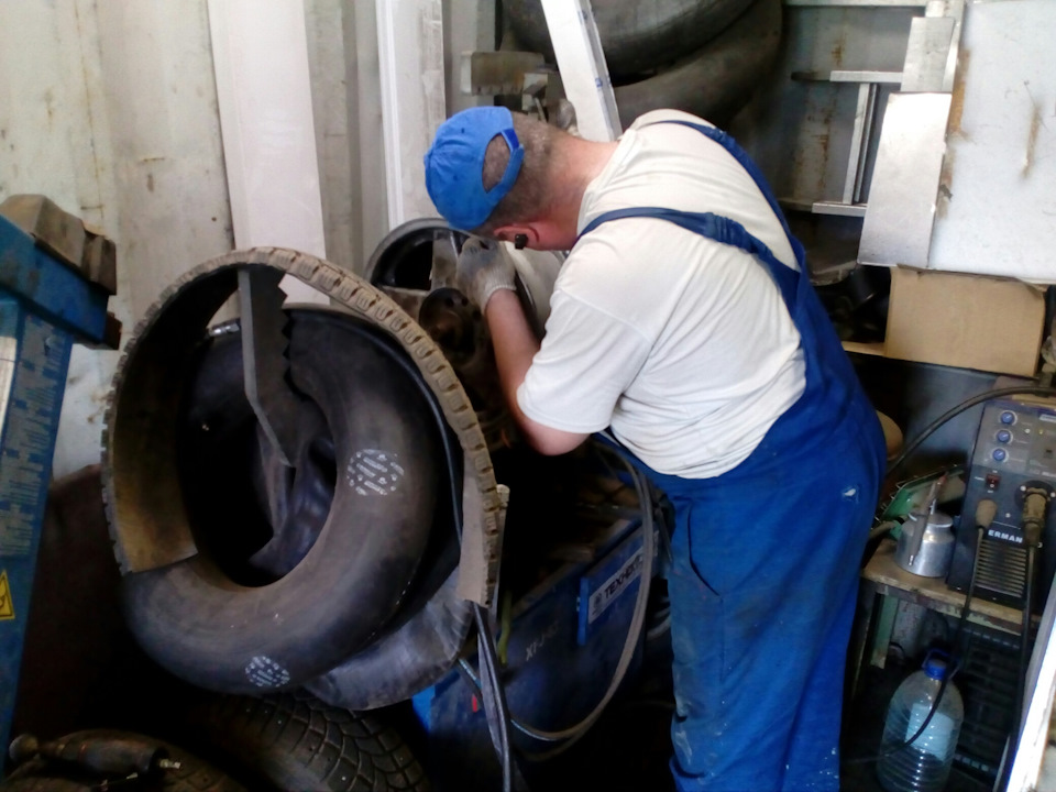 68081249AC Воздушный фильтр CHRYSLER | Запчасти на DRIVE2