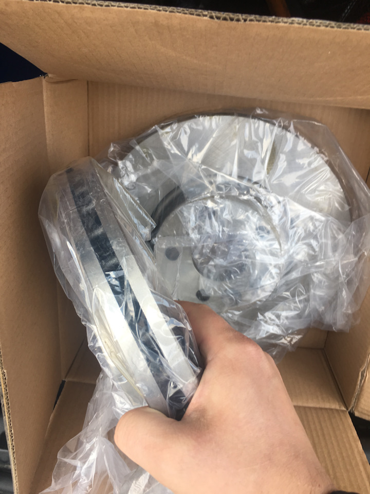 Тормозные диски передние. | 3 000 ₽ в городе Санкт-Петербург | DRIVE2