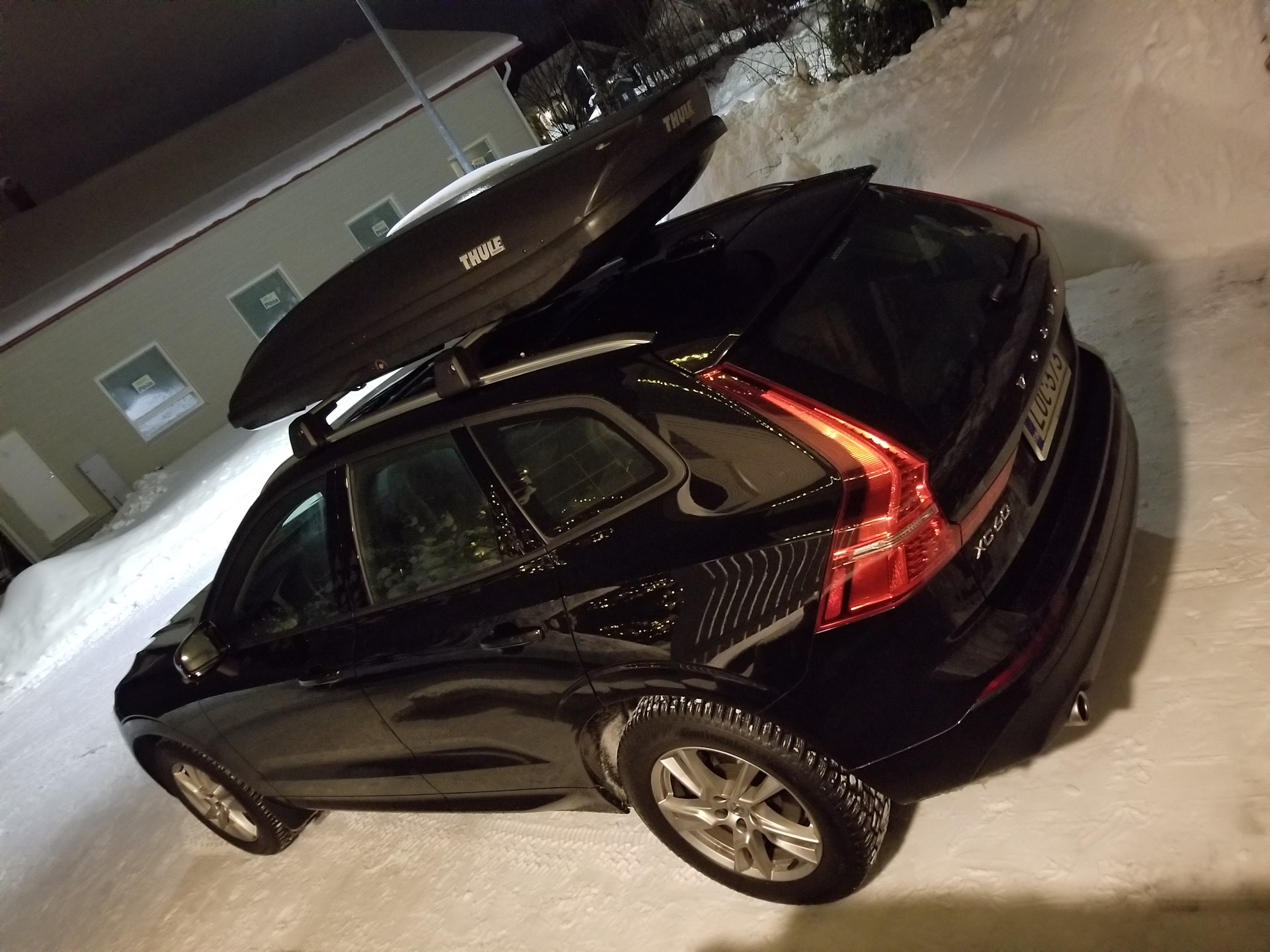 Thule + Volvo — Volvo XC60 (2G), 2 л, 2018 года | аксессуары | DRIVE2