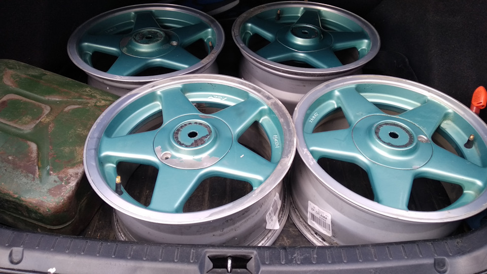 Azev A — Audi 80 (B2), 1,6 л, 1985 года | колёсные диски | DRIVE2