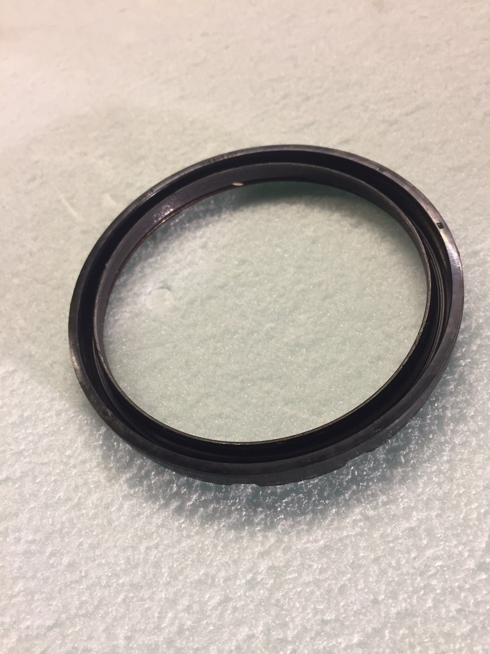 Сальник коленвала задний — Hummer H3, 3,7 л, 2009 года | запчасти | DRIVE2