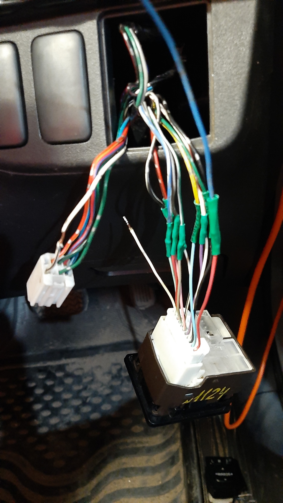 Пульт (блок) управления зеркалами с подсветкой. — Toyota Wish (AE10), 1 ...