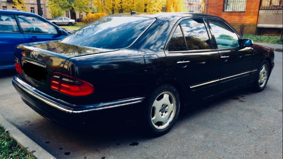 Mercedes-Benz E-class (W210) 2.6 бензиновый 1999 | White Devil на DRIVE2