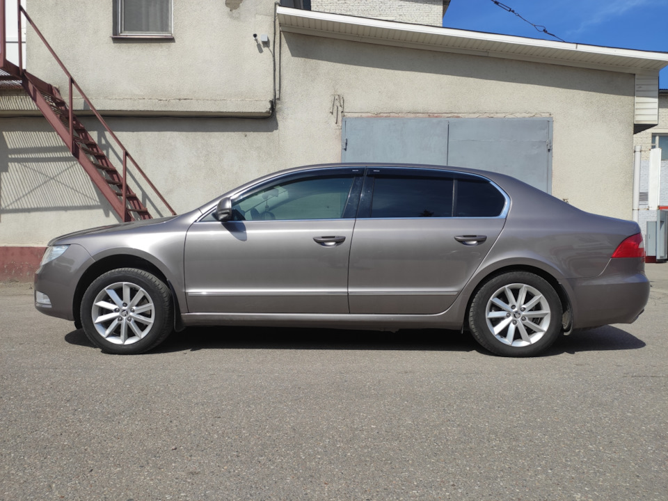 Задние пружины, под загрузку. — Skoda Superb Mk2, 1,8 л, 2011 года ...