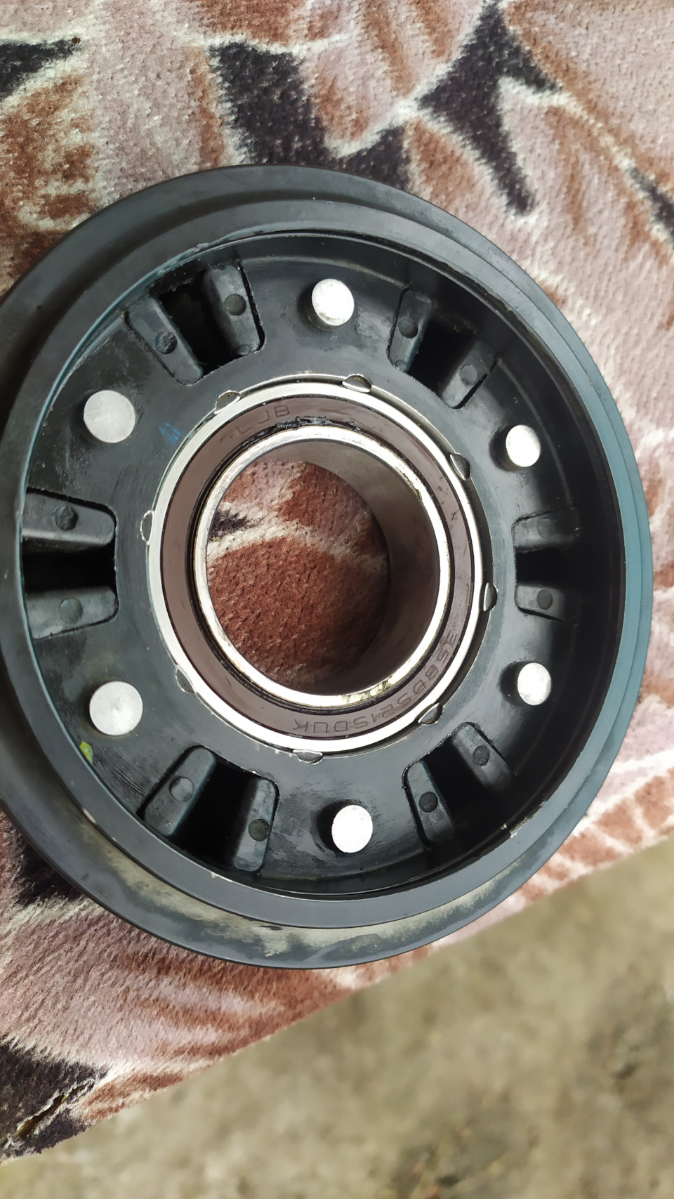 Шкив компрессора кондиционера 89090. — Mercedes-Benz M-Class (W164), 3 ...