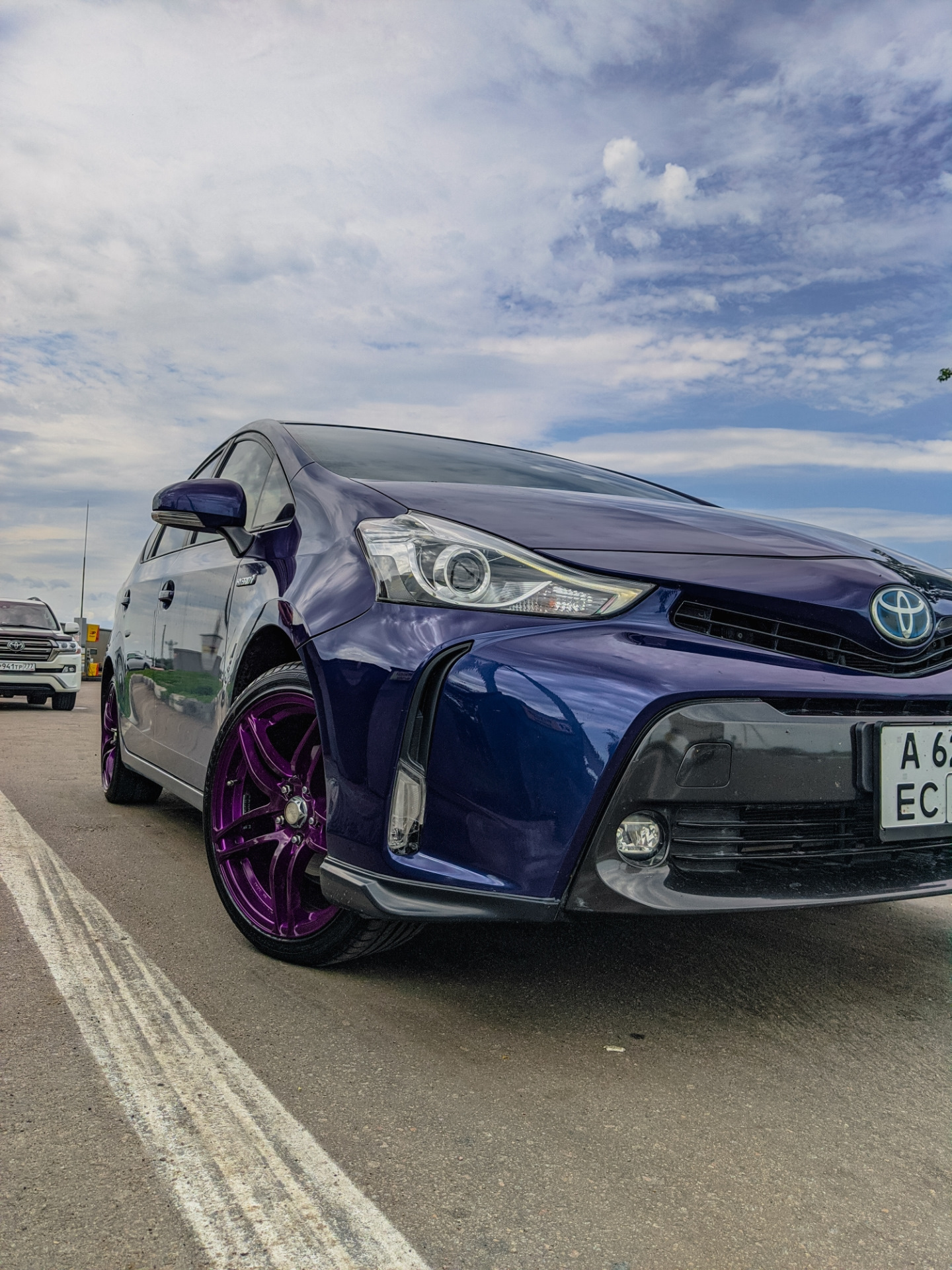 225 40 18 Prius alpha — Toyota Prius Alpha, 1,8 л, 2017 года | колёсные ...