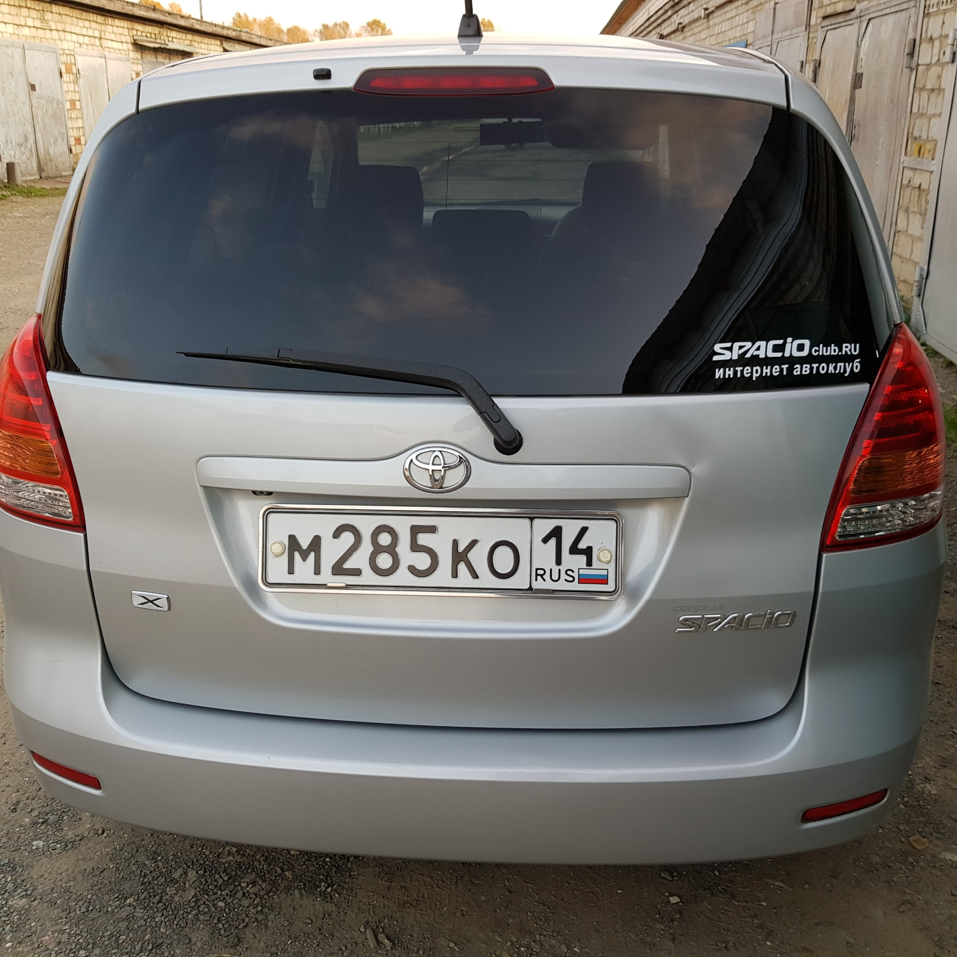 Тюнинг СТОПЫ. — Toyota Corolla Spacio (E121), 1,5 л., 2003 года | тюнинг | DRIVE2