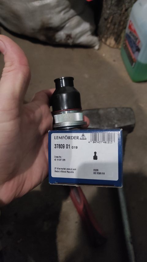 3780901 Шаровая опора LEMFORDER | Запчасти на DRIVE2