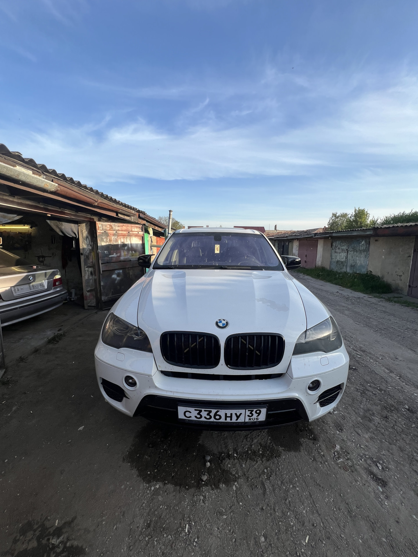 Жалюзи радиатора — BMW X5 (E70), 3 л, 2008 года | другое | DRIVE2