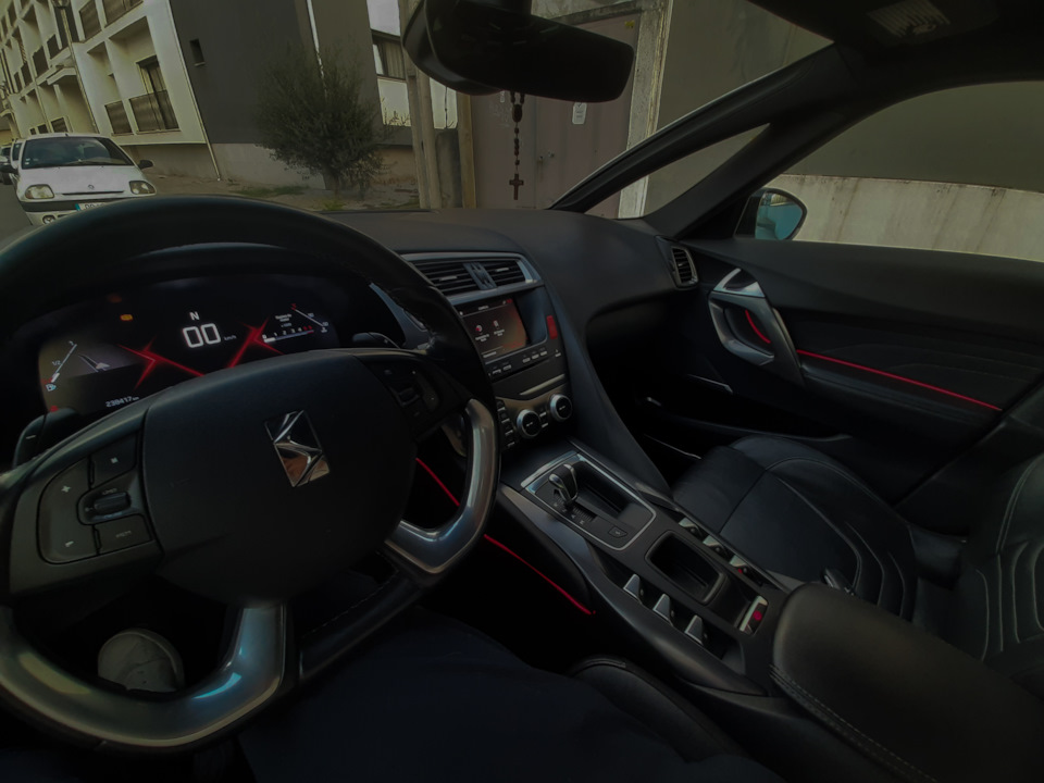 Led ambient acrilic fiber — Citroen DS5, 1,6 л, 2012 года | стайлинг ...