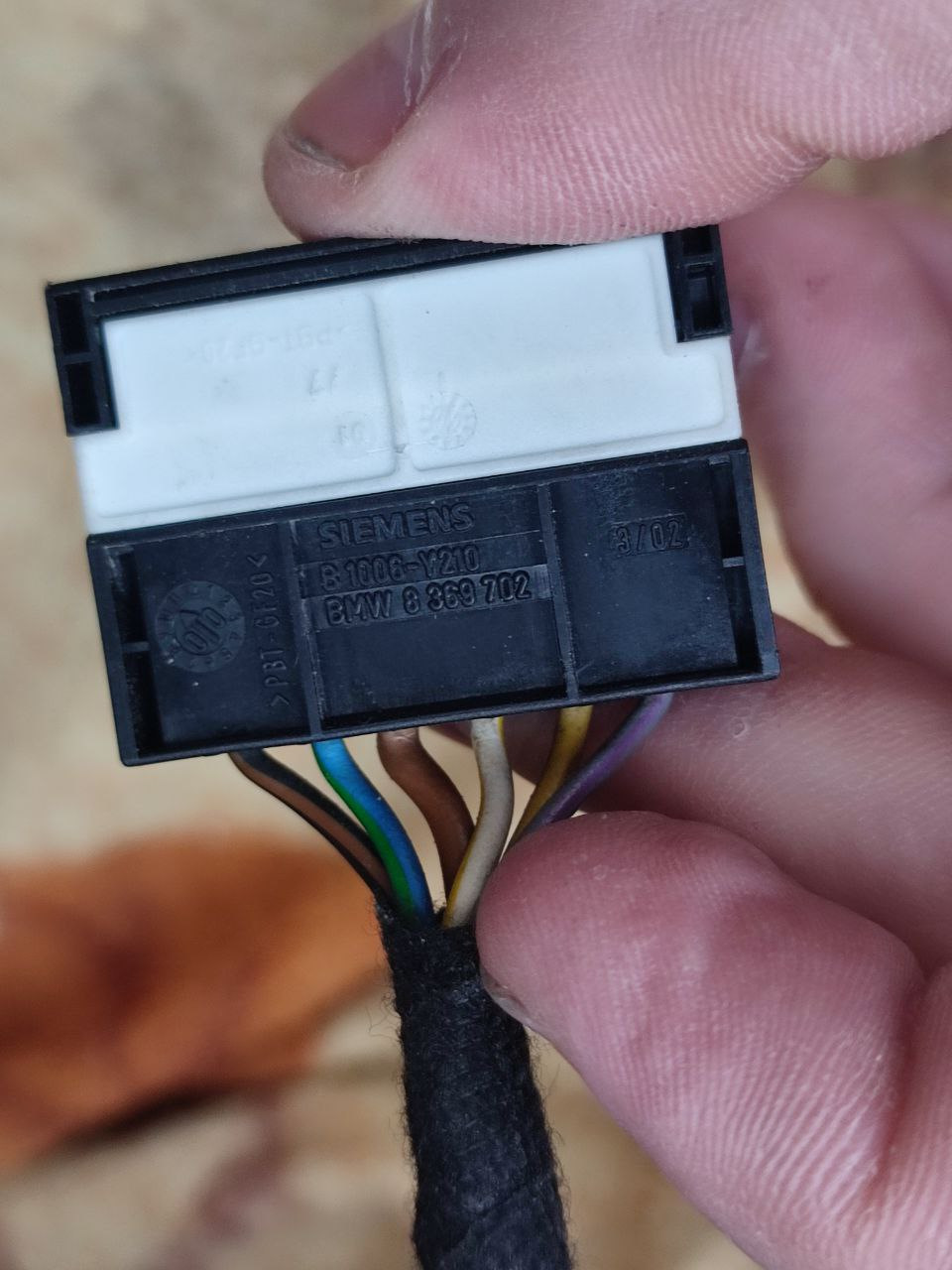 61138369702 Корпус розетки BMW | Запчасти на DRIVE2