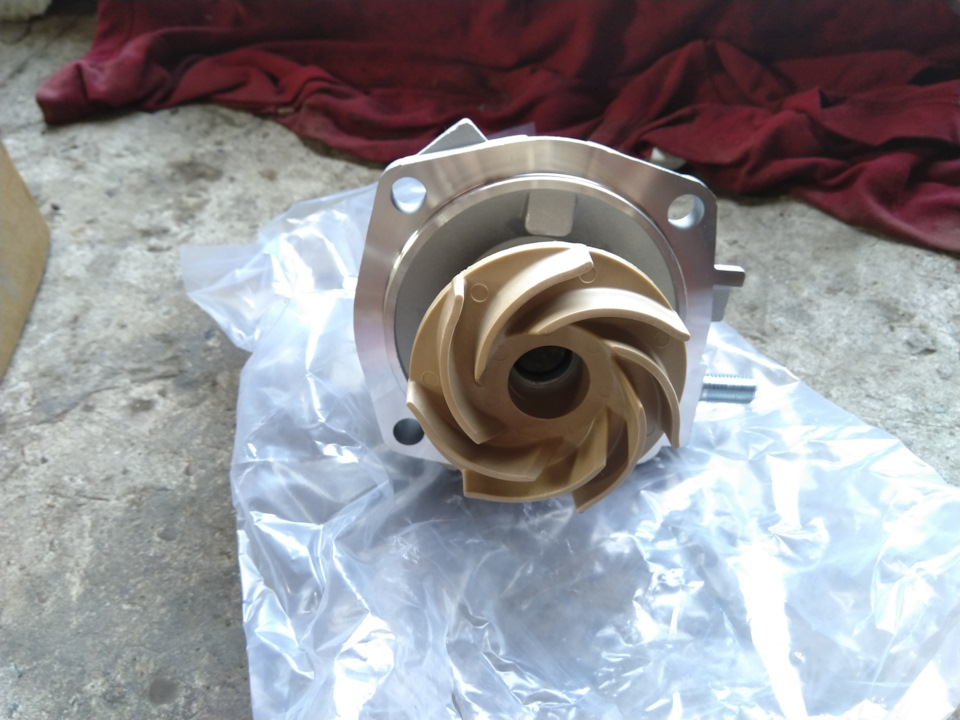 Помпа Luzar-Turbo (сравнение с Master Sport) — Lada 21074, 1,6 л, 2010 года | запчасти | DRIVE2