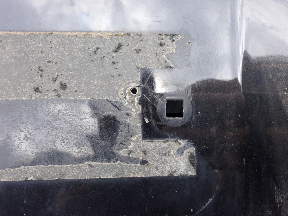 6. Приведение в порядок задней рамки номерного знака + лампочки ...