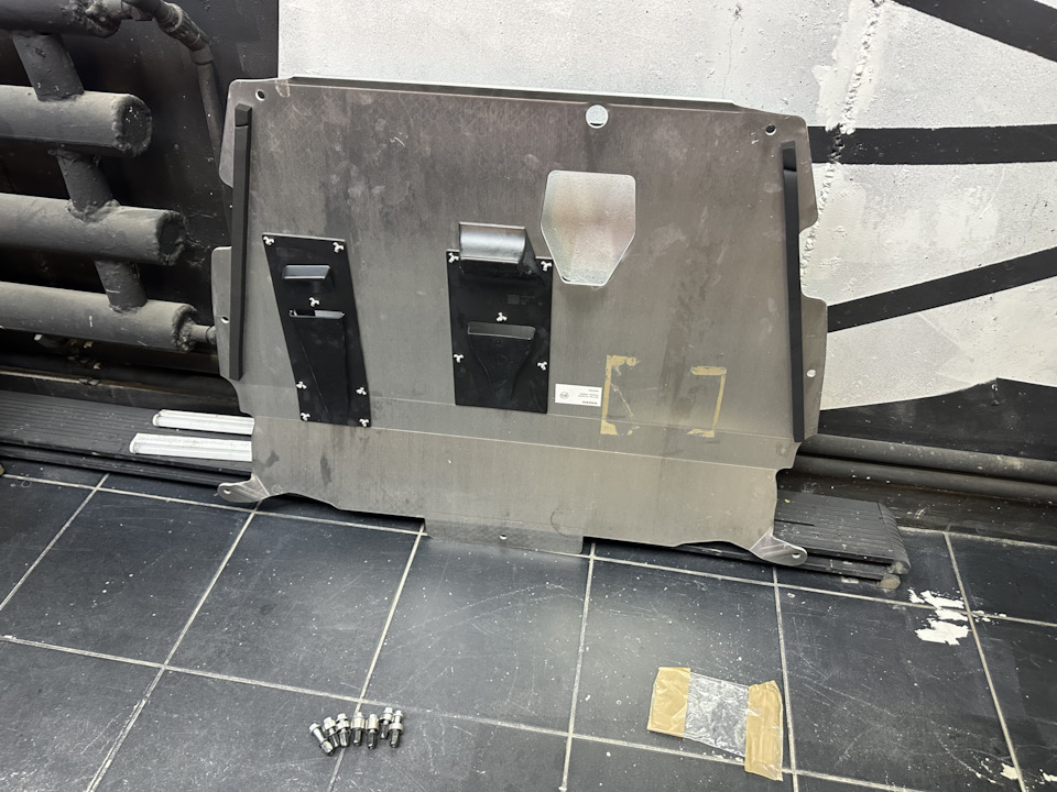 Установка алюминиевой защиты — Volvo S60 (2G), 3 л, 2015 года ...