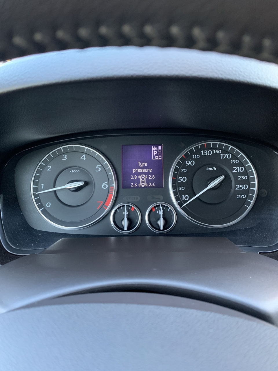 Датчики давления в шинах — Renault Latitude, 2,5 л, 2011 года | шины ...