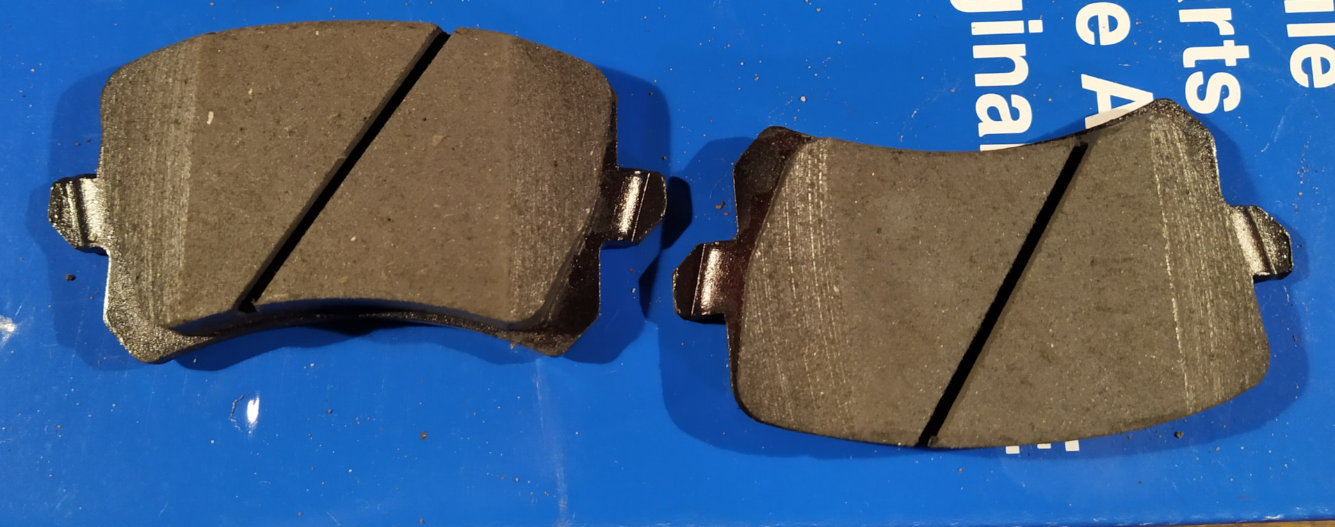 Самостоятельная замена задних тормозов на Audi — Audi Q3 (1G), 2 л ...