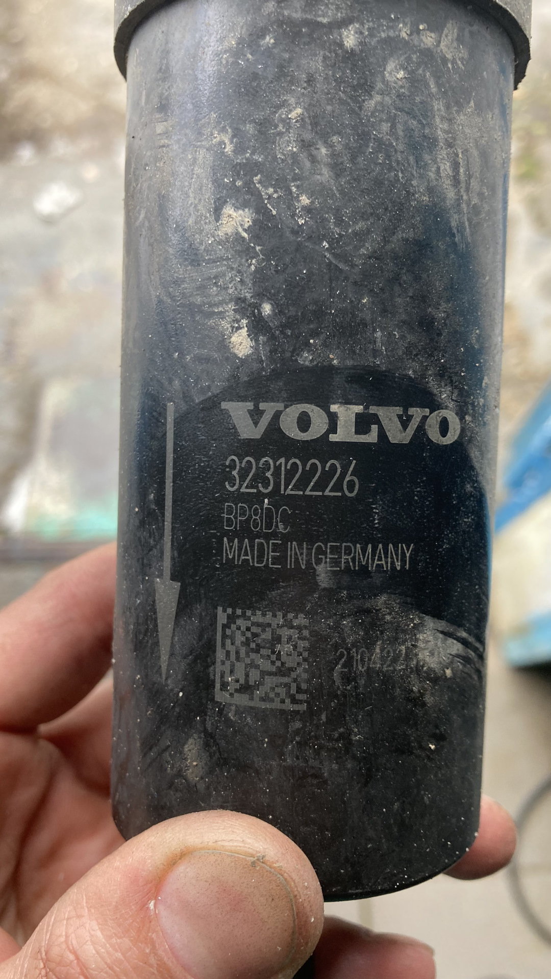 Замена топливного фильтра — Volvo XC60 (2G), 2 л, 2019 года | плановое ...