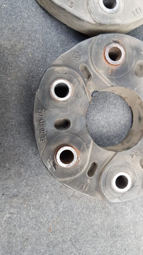 A2104110215 Муфта вала карданного Mercedes | Запчасти на DRIVE2