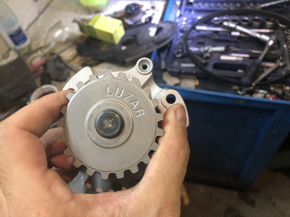 Водяной насос (помпа) Luzar turbo. — Lada 21099, 1,6 л, 2008 года | запчасти | DRIVE2