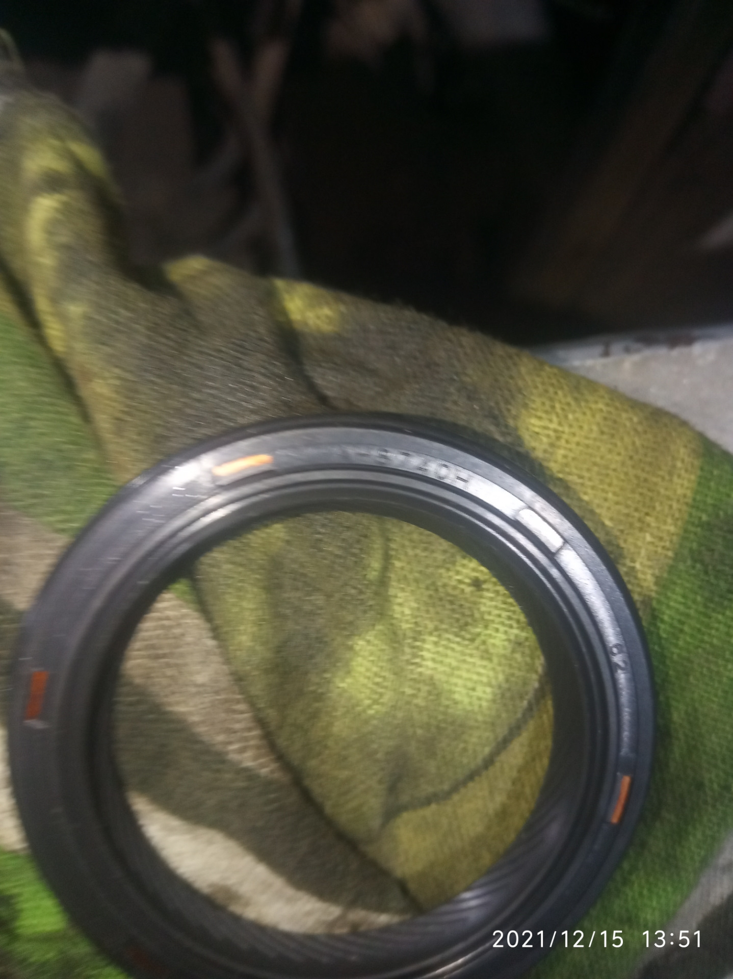 Порвался лобовой сальник коленвала который ставил в январе 2021 года ...