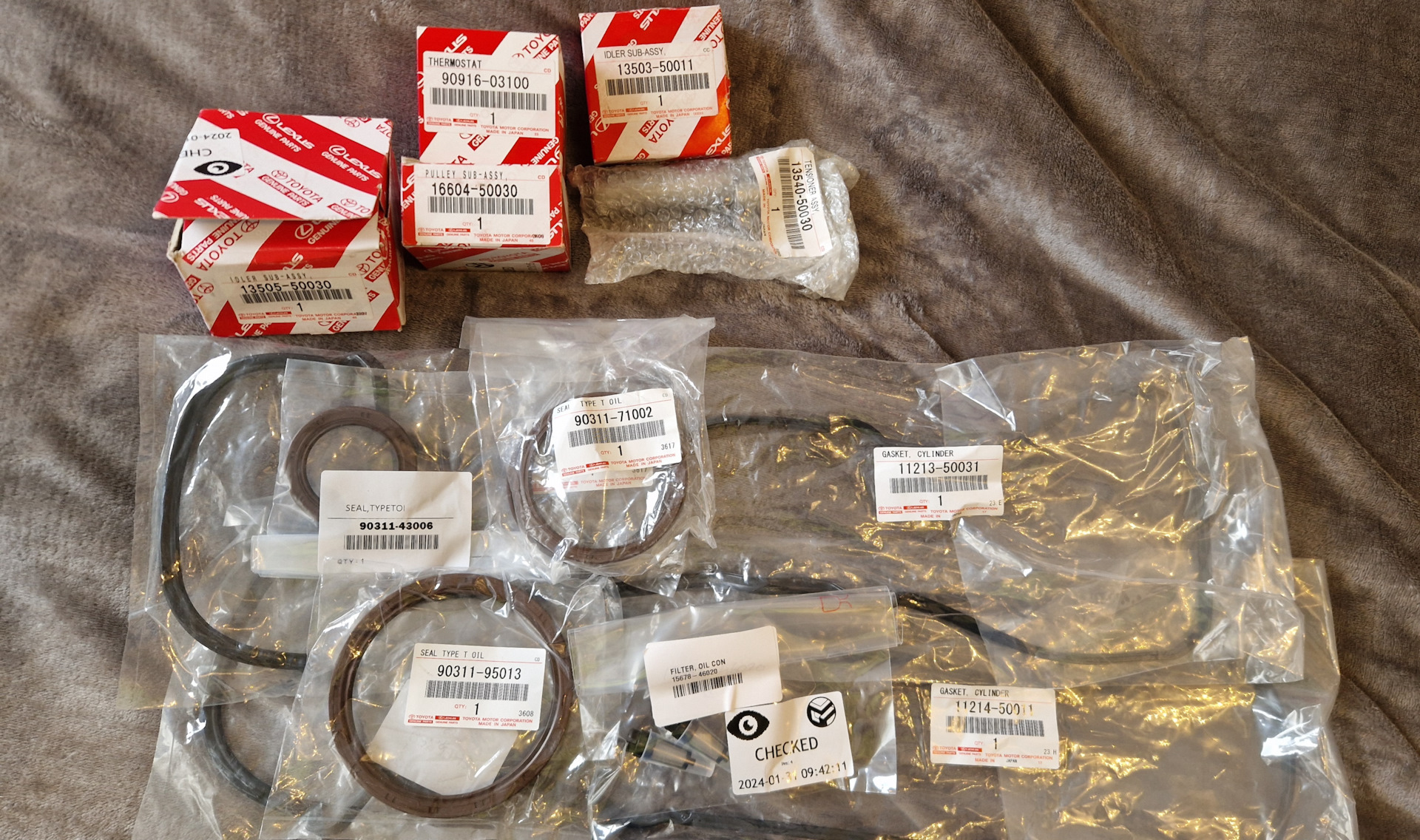 Lexus LS 430 — ГРМ и поликлиновой ремень — Lexus LS (UCF30), 4,3 л ...