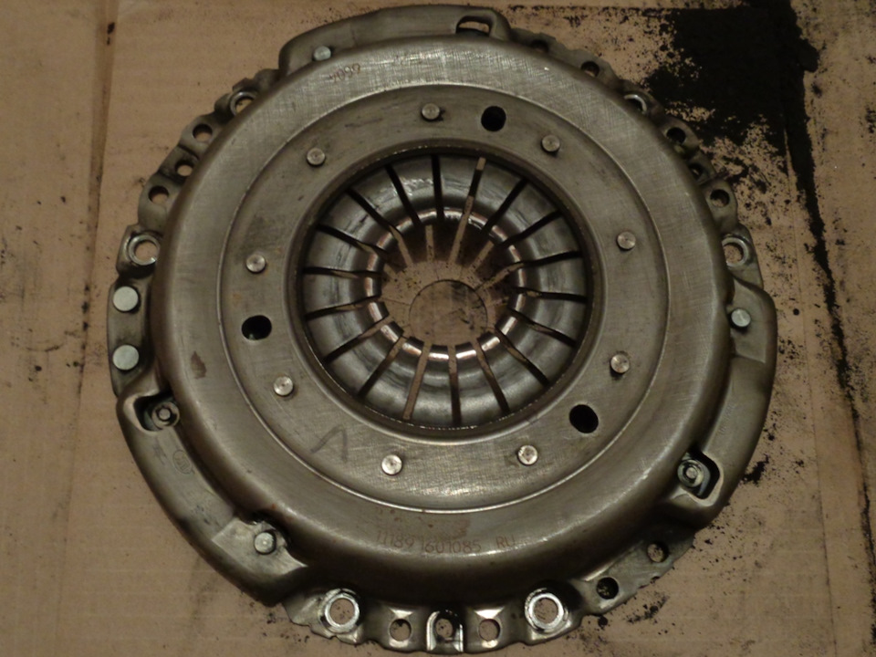 Замена комплекта сцепления Luk арт. № 620342709. Пробег 122610 км ...