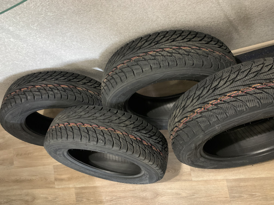 Nokian hakapelita r2 — Skoda Rapid (2G), 1,6 л, 2021 года | шины | DRIVE2