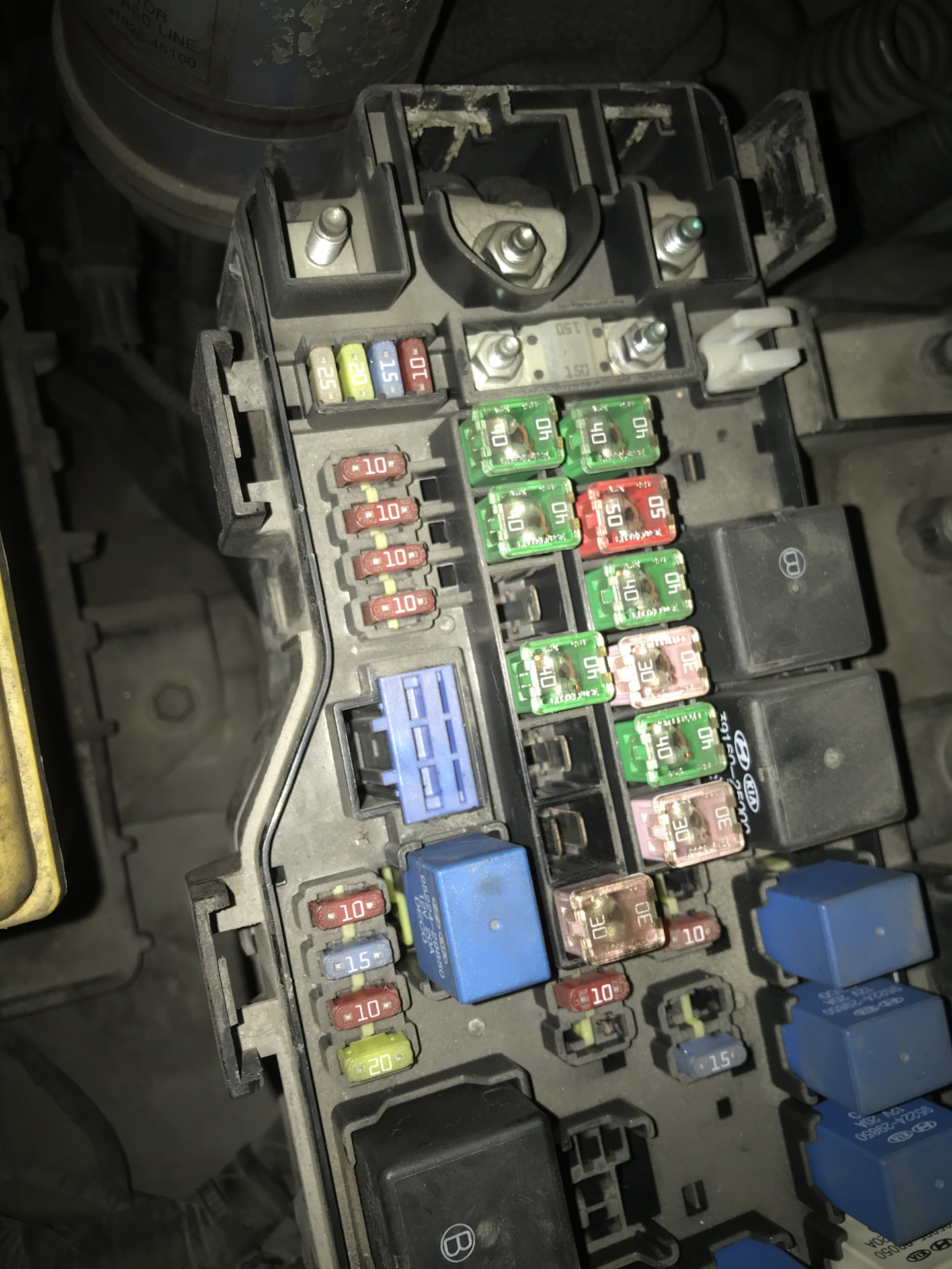 Заменил моторчик передней печки — Hyundai Grand Starex, 2,5 л, 2011 ...