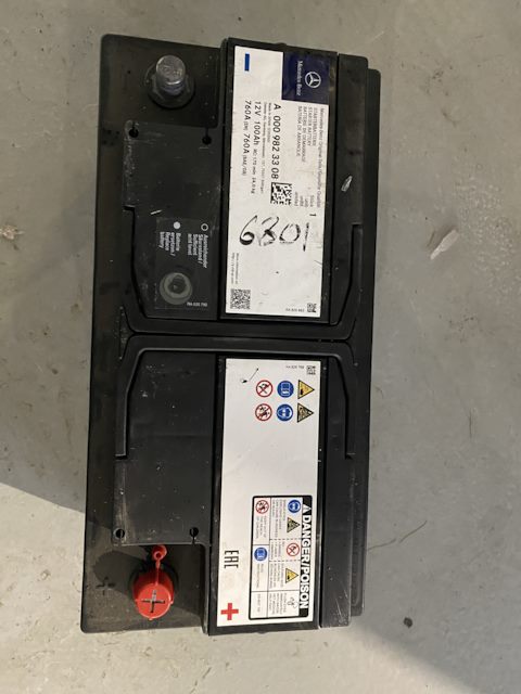 A0009823308 Батарея аккумуляторная Mercedes | Запчасти на DRIVE2