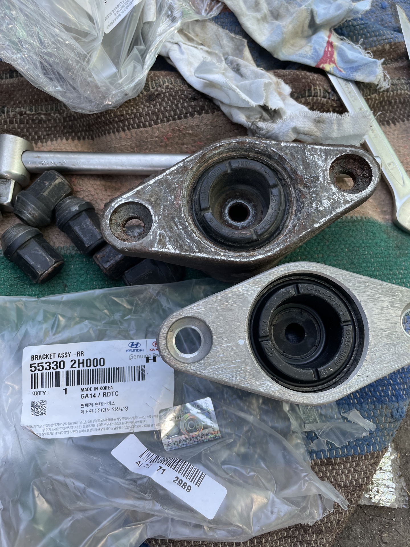 Опоры задних амортизаторов, на заметку💡 — KIA Ceed SW (1G), 1,6 л, 2009 ...