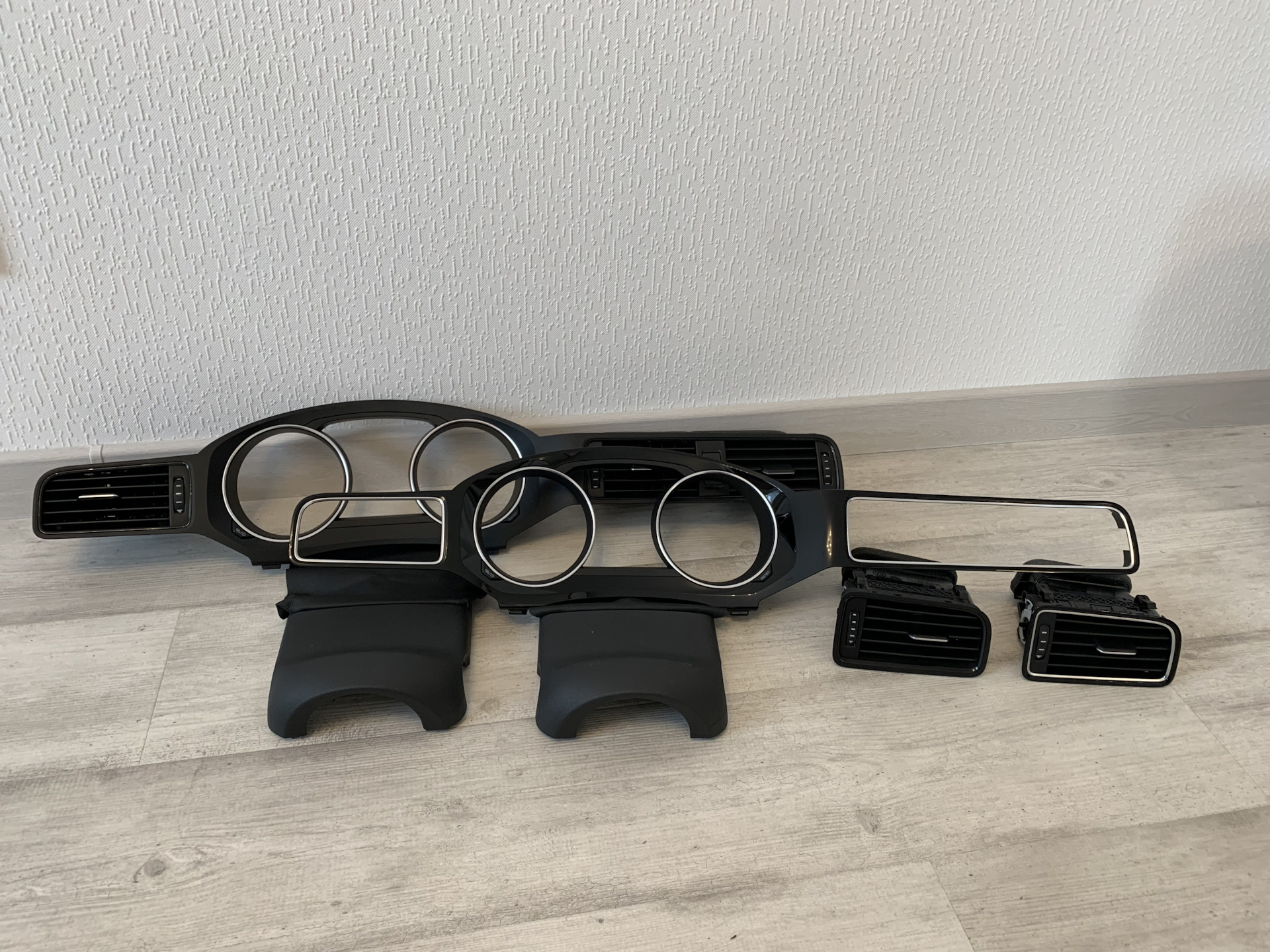 Глянцевый декор + руль GLi — Volkswagen Jetta VI, 1,4 л, 2013 года ...