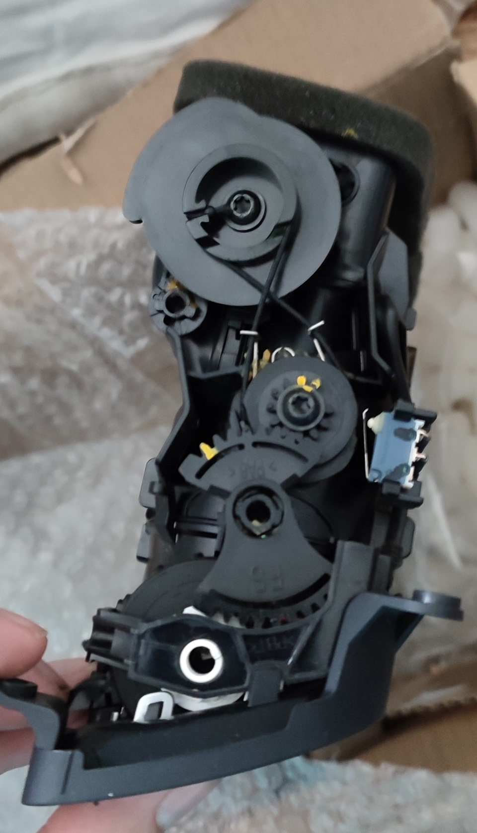 Почему не дует из центральных воздуховодов — BMW 7 series (F01/02), 3 л ...