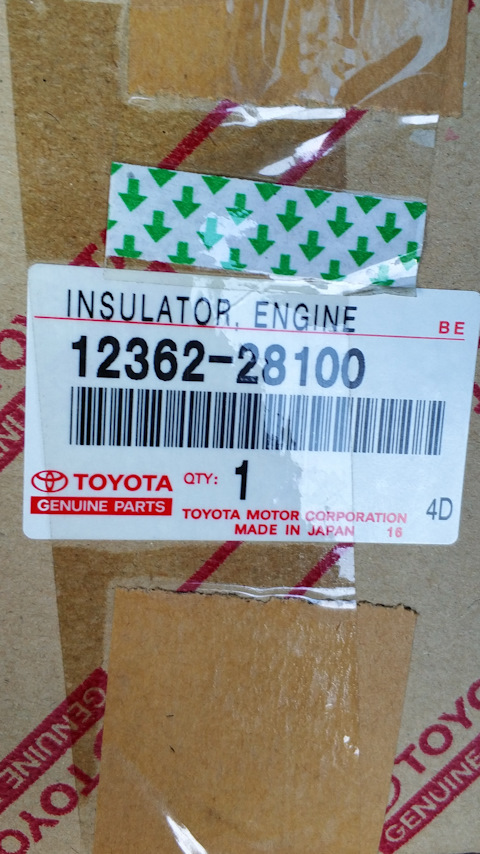 1236228100 ПОДУШКА ДВИГАТЕЛЯ ПРАВАЯ (ГИДРАВЛИЧЕСКАЯ) AT. TOYOTA LEXUS ...