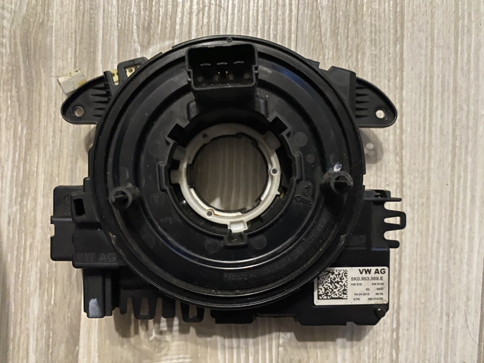 5K0953569E Механизм подрулевой для SRS (ленточный) VW Jetta 2011>;Golf ...