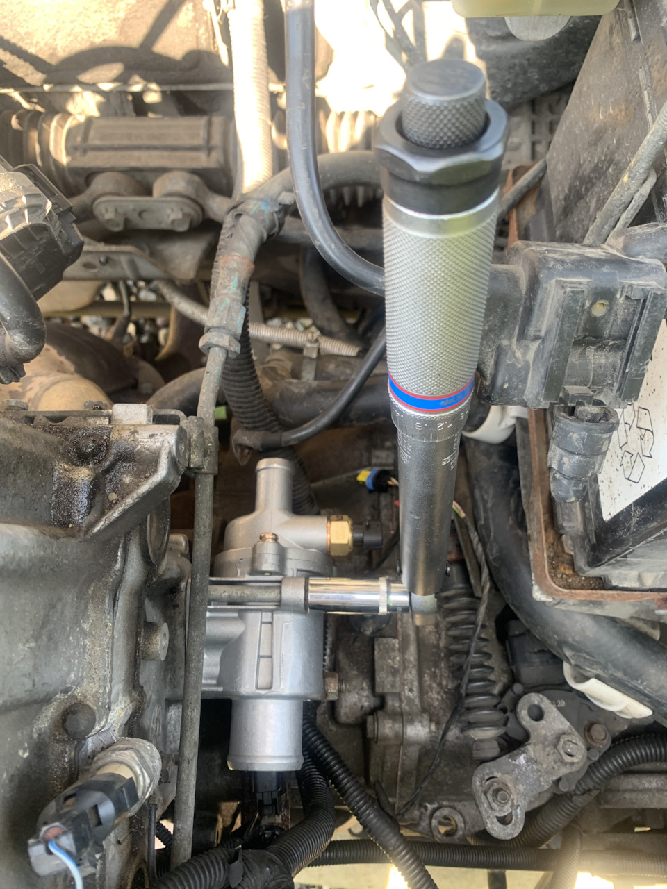 Помпа и термос, ну и ремни заодно — Lada Granta (2G) FL, 1,6 л, 2020 ...